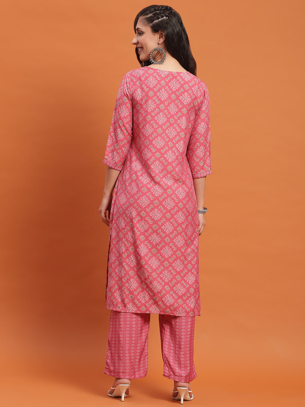 Buy Women’s Clothing, Ethnic Wear Fashion Online - SHREE