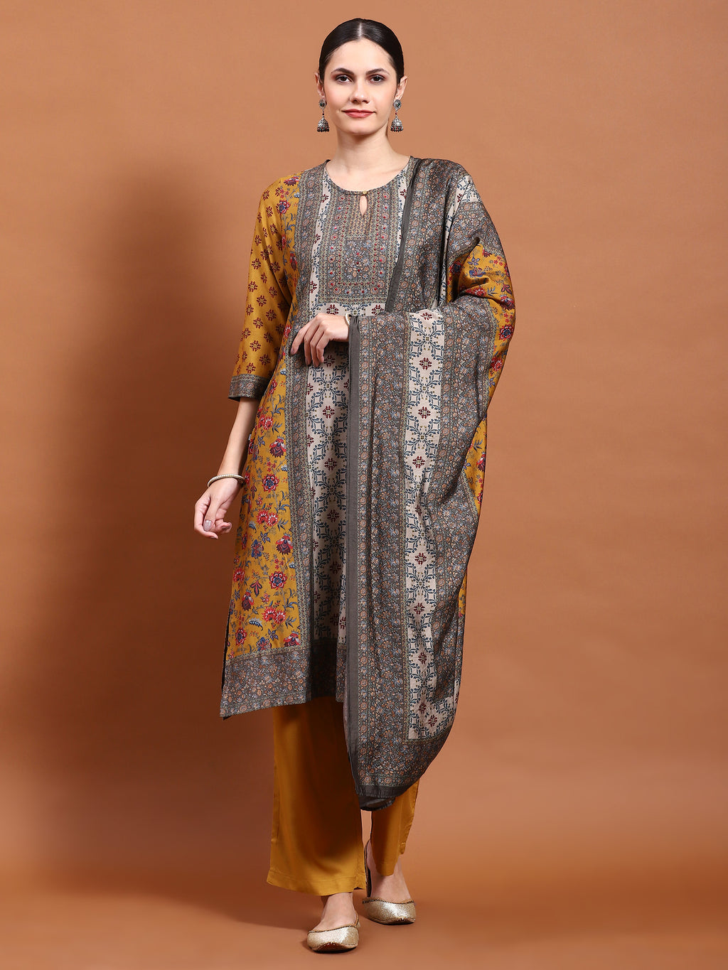 Buy Women’s Clothing, Ethnic Wear Fashion Online - SHREE