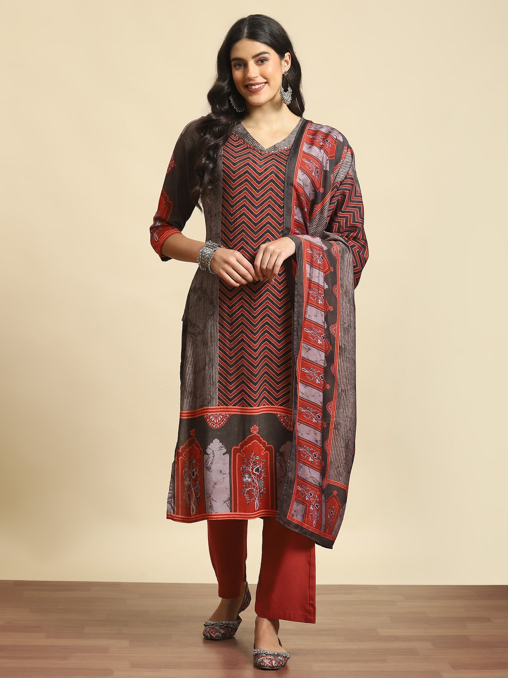 Buy Women’s Clothing, Ethnic Wear Fashion Online - SHREE