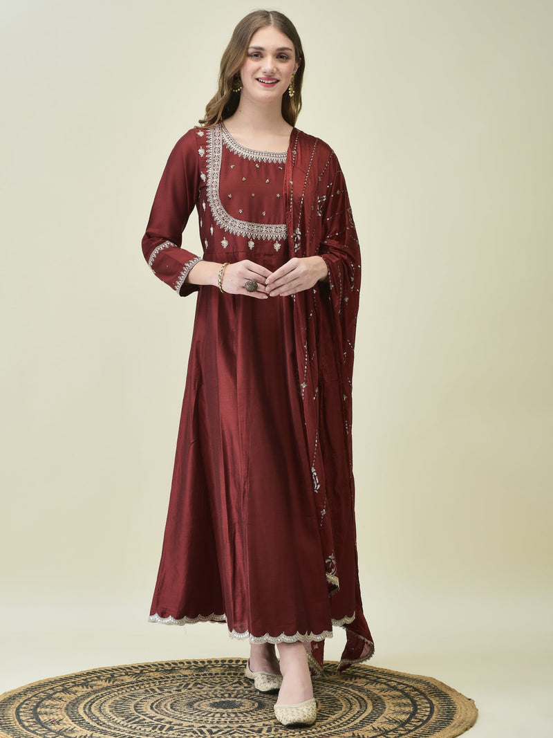 Dresses for Women Kurti at SHREE, Buy Ethnic Dress Designs