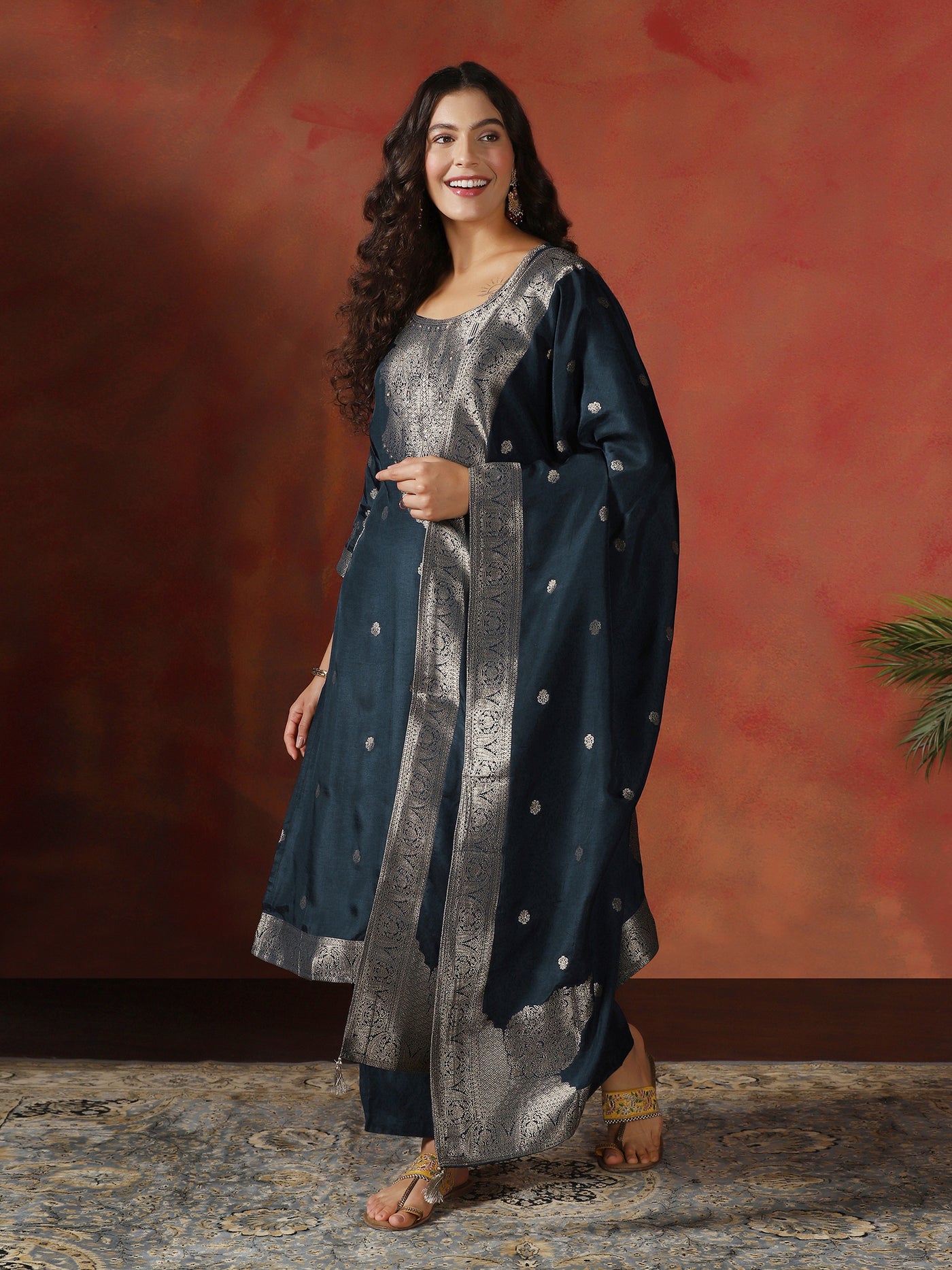 Buy Women’s Clothing, Ethnic Wear Fashion Online - SHREE